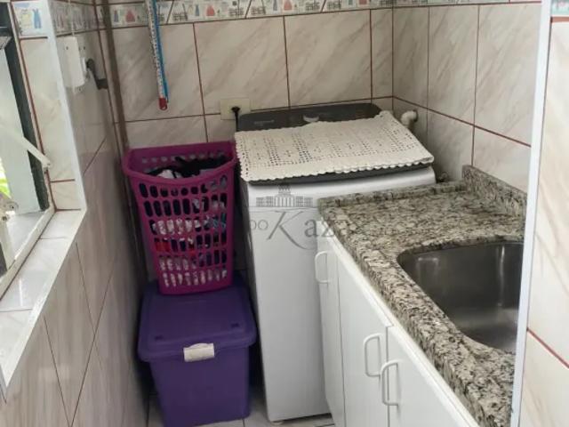 Oportunidade Apartamento Vila das Palmeiras II Palmeiras de São José 2 Dormitórios 48m²