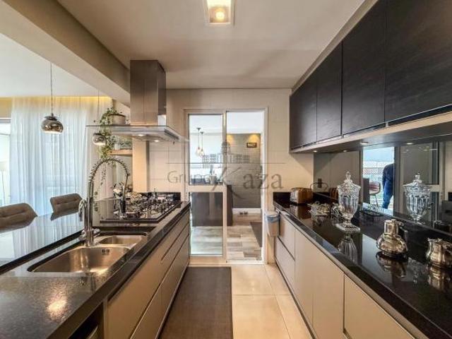 Oportunidade Apartamento Vila Ema Residencial Celebrity 3 Dormitórios 147m²