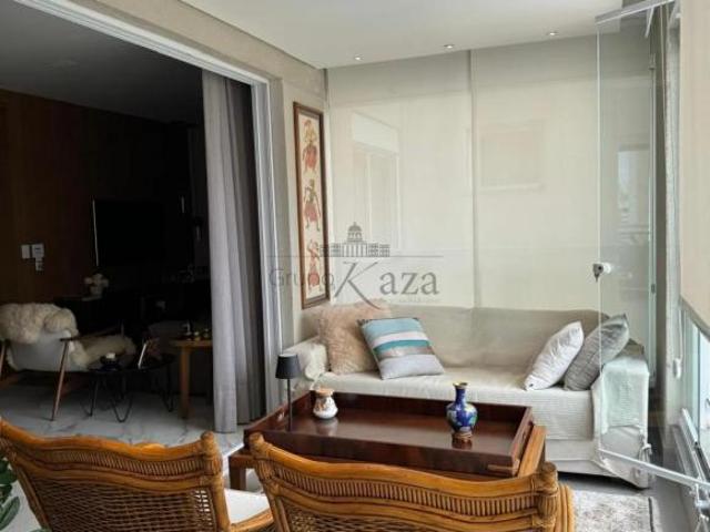 Oportunidade Apartamento Vila Ema Residencial Celebrity 3 Dormitórios 154m²