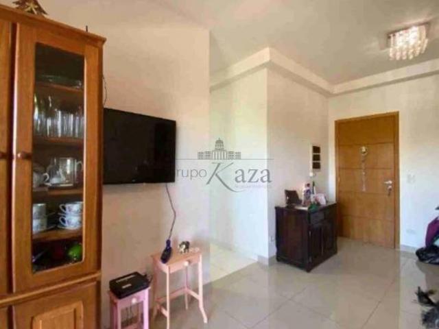 Oportunidade Apartamento Vila Machado Residencial Tropical Garden 2 Dormitórios 68m²