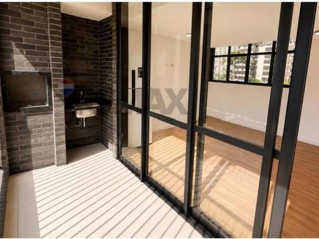 Oportunidade Apartamentos de luxo no meio do Batel Prontos para morar