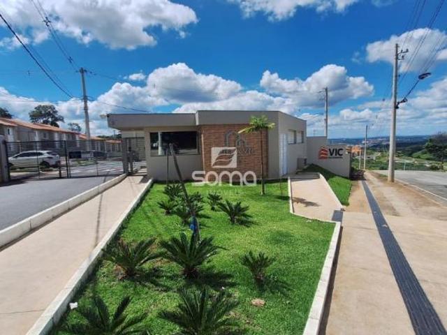 Oportunidade! Área Privativa 2 Quartos em Condomínio Completo