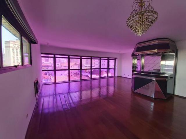 Oportunidade Gonzaga, 152 m2 uteis, de frente, 4 dorms, 2 suites, sala 3 ambs, depe