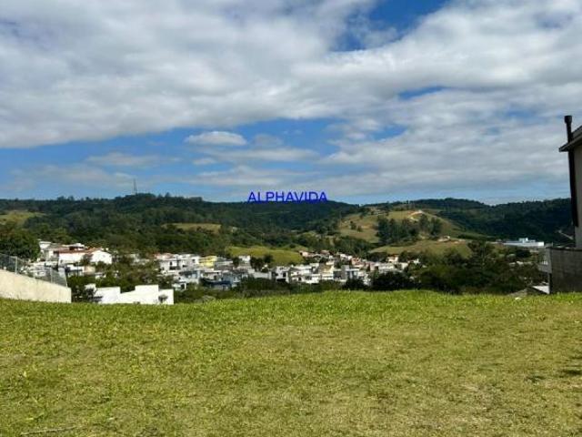 OPORTUNIDADE ! Dois Terrenos um de 488,82m² e outro de 518,50m²,vizinhos! A venda em condomínio excl