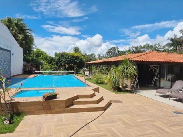 OPORTUNIDADE DE CASA A VENDA NO LAGO SUL!