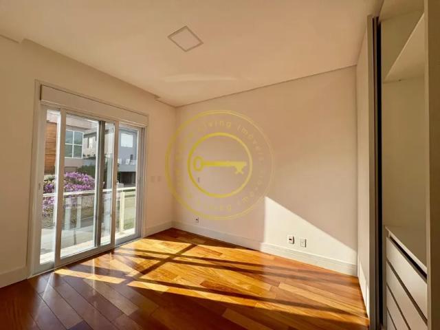 Oportunidade de casa moderna com 4 suites