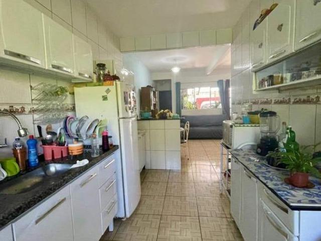 Oportunidade de casa no Bairro Belmonte em Belo Horizonte MG.