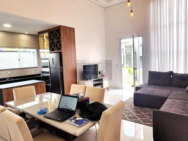 Oportunidade de casa no condomínio Reserva Ipanema