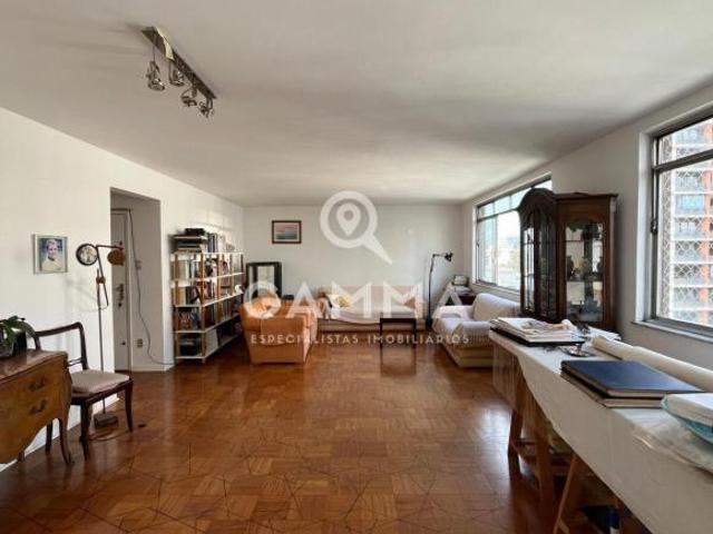 Oportunidade de Apartamento em Perdizes