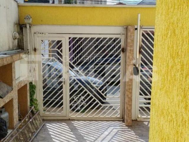 OPORTUNIDADE DE INVESTIMENTO NA ZONA LESTE 3 CASAS NO MESMO TERRENO !