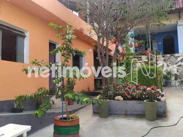 Oportunidade de Investimento: Lote à Venda com 420m²  no Local!