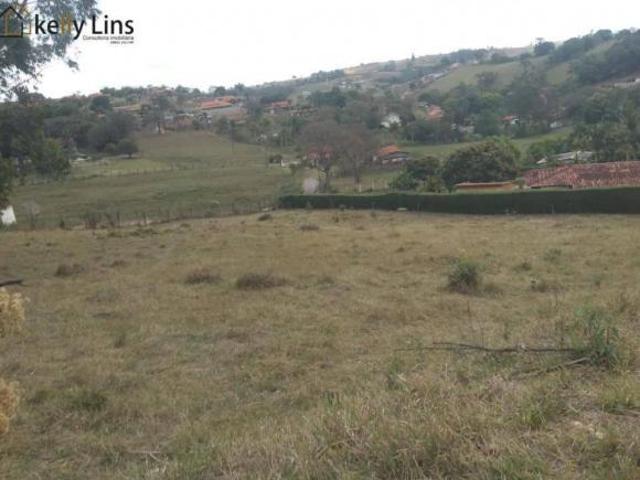 Oportunidade de Investimento! Terreno em Pinhalzinho/SP, área com 2.950m², com belas chácaras ao re