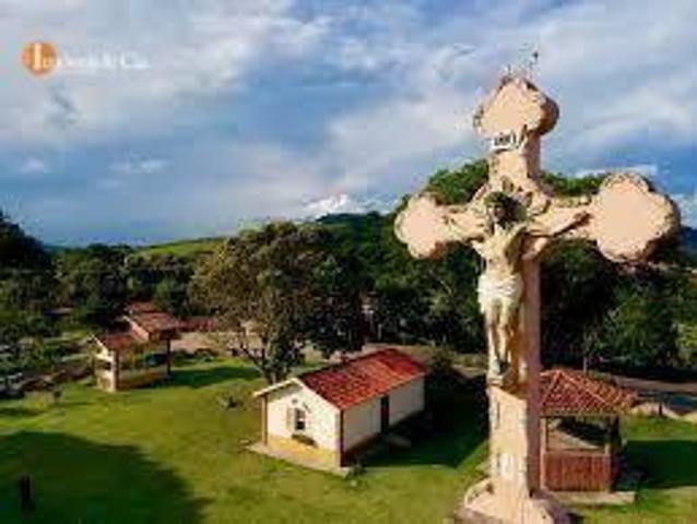 OPORTUNIDADE DE OURO NO CORAÇÃO DE PIRACAIA: TERRENO INDIVIDUAL DE 9.159 m²