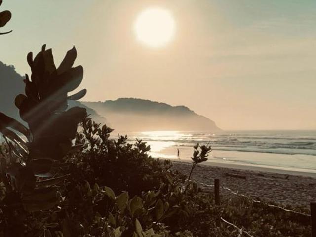 Oportunidade de lote em Itamambuca, lado par a 200m da praia