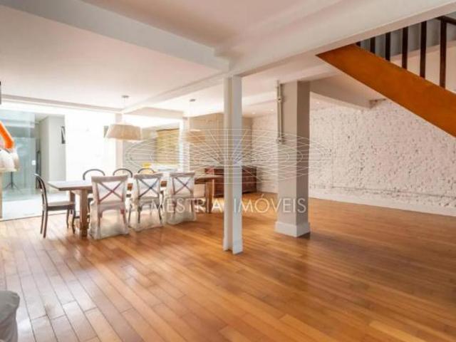 Oportunidade de morar na Vila Nova Conceição | Planta original, ideal para ser modernizada!