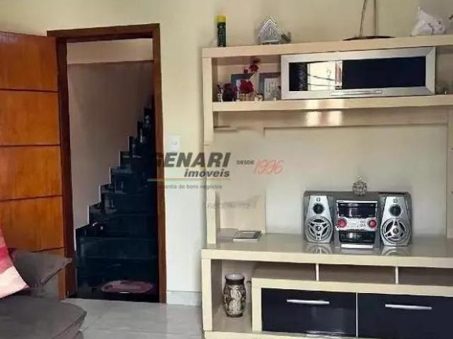 Oportunidade de negócio! São 4 casas independentes ideal para famílias grandes ou para quem busca