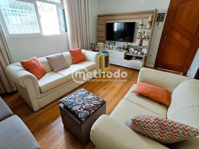 OPORTUNIDADE DE PERMUTA: casa térrea com 3 dormitórios 1 suíte, no Parque Industrial