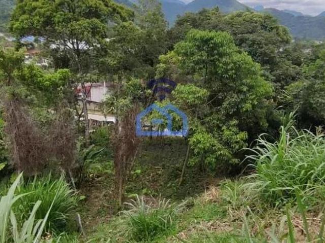 Oportunidade de terreno de 393m² com vista Mar, localizado no bairro do Massaguaçu, em Caraguatatuba