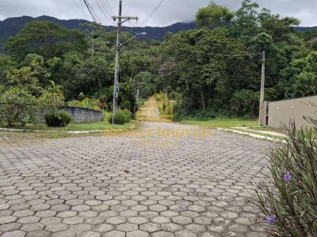 Oportunidade de Terreno no Jd Imperial Massaguaçu à 2 km da Praia