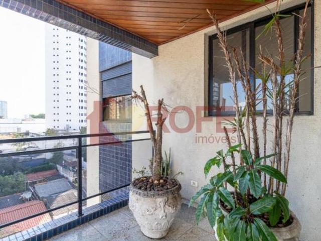 Oportunidade de venda 161m, hall privativo e com 4 vagas