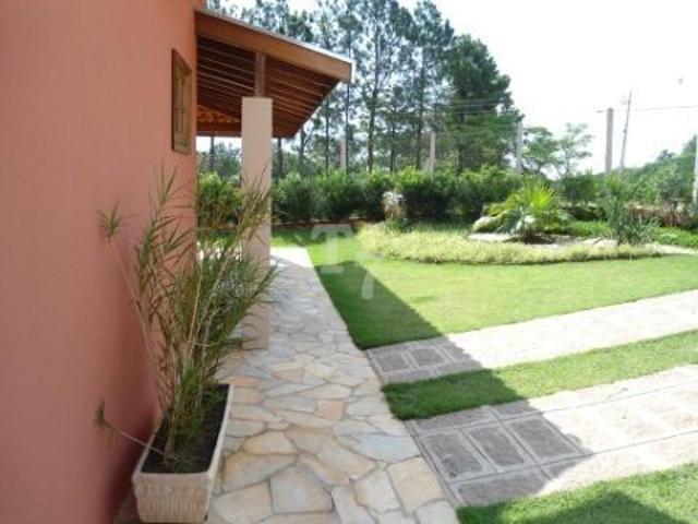 OPORTUNIDADE! Duas Residências Independentes em 1.000m² no Terras de Itaici