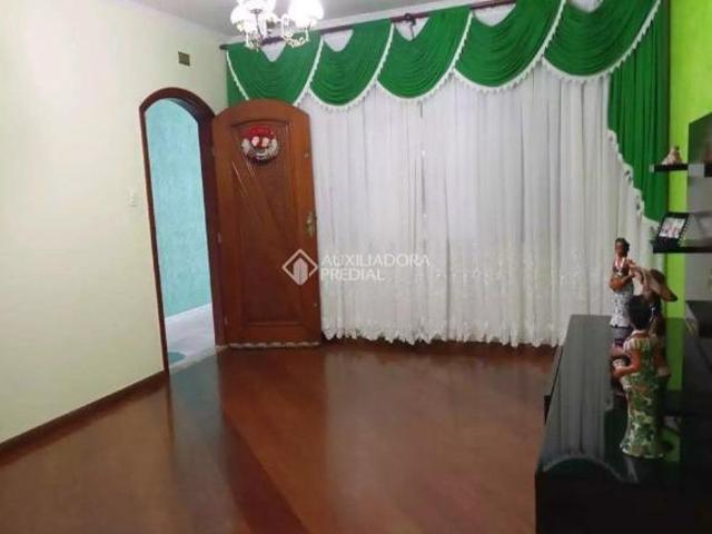 Oportunidade Dupla em Sapopemba: Ideal para Renda ou Moradia Multi familiar