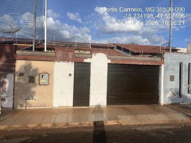 Oportunidade em destaque — Casa no Jardim dos Ipês, Monte Carmelo MG, Nº 27, 3 quartos, 176m² | Leilão