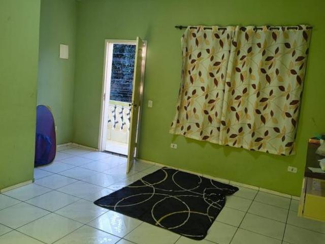 OPORTUNIDADE EM EMBU DAS ARTES – CASA COM GRANDE POTENCIAL!