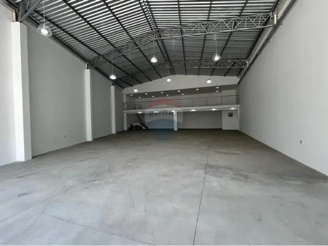 Oportunidade em Mauá! Galpão com 640m² na Principal Avenida