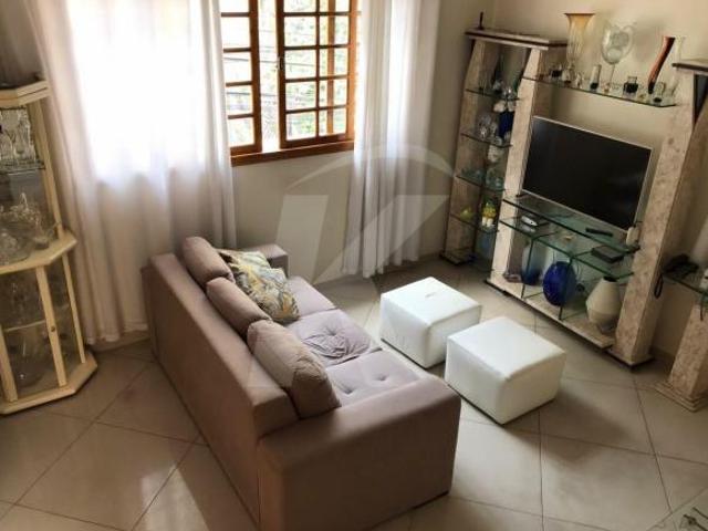 Oportunidade em Santana ? Casa com 4 Dormitórios e 2 Vagas