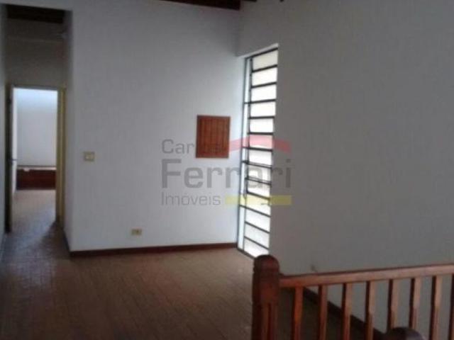 Oportunidade em Santana: Casa com Amplo Quintal e Localização Premium
