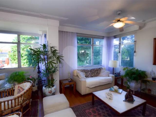 Oportunidade em Pinheiros! Apartamento a venda 170m², 3 dorms, suite, vaga