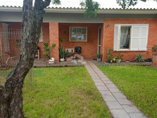 Oportunidade em Rainha do Mar: Casa Principal + Edícula Completa