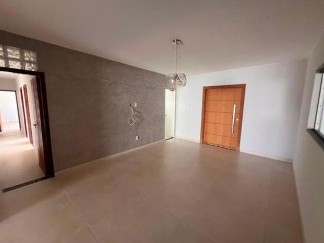 Oportunidade em Vicente Pires, Casa 3 Quartos com Suíte em Terreno de 600m², área Construída 337m²