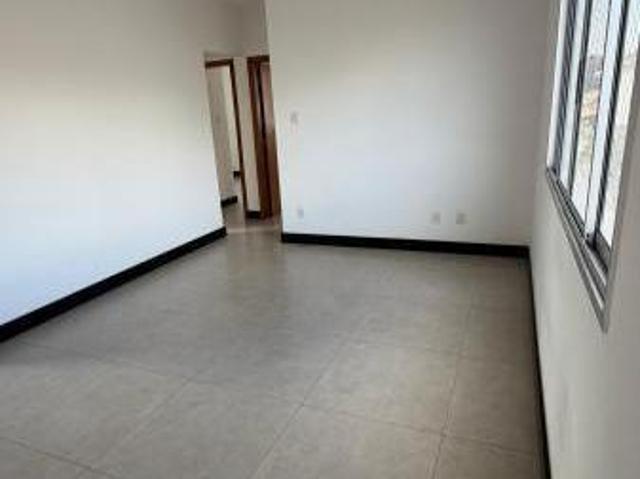 OPORTUNIDADE! EXCELENTE APARTAMENTO A VENDA LOCALIZADO NO BAIRRO EUROPA