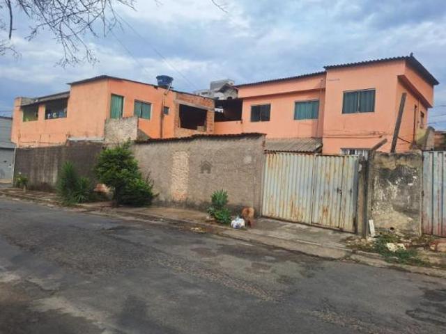 OPORTUNIDADE! EXCELENTE CASA A VENDA LOCALIZADA NO BAIRRO BELA VISTA EM CONTAGEM