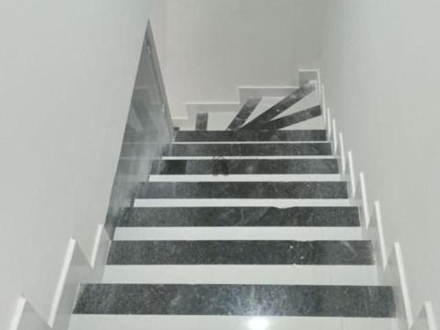 OPORTUNIDADE! EXCELENTE CASA GEMINADA A VENDA LOCALIZADA NO BAIRRO GUARUJA MANSÃ?ES