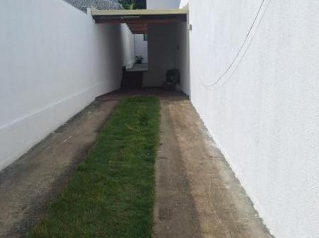 OPORTUNIDADE! EXCELENTE CASA GEMINADA A VENDA LOCALIZADA NO BAIRRO JARDIM BRASILIA