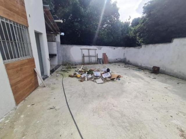 OPORTUNIDADE! EXCELENTE CASA GEMINADA A VENDA LOCALIZADA NO BAIRRO PRAIA