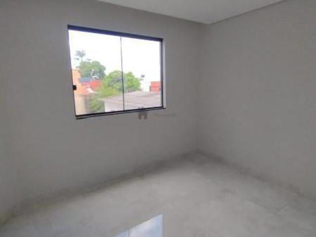 OPORTUNIDADE! EXCELENTE CASA GEMINADA A VENDA LOCALIZADA NO VALE DAS ORQUIDEAS