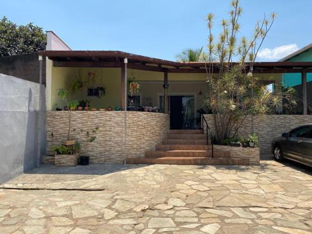 Oportunidade excelente casa de 3 quartos como lote de 400