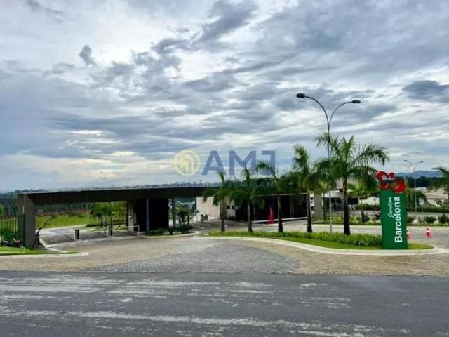 Oportunidade! Excelente lote à venda com quase 600m!