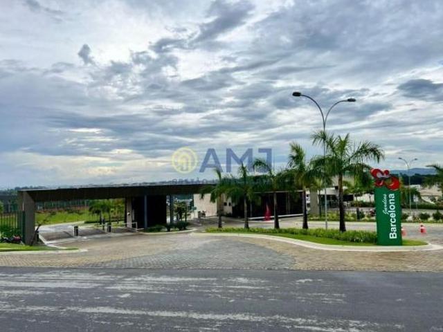 Oportunidade! Excelente lote à venda com quase 600m!