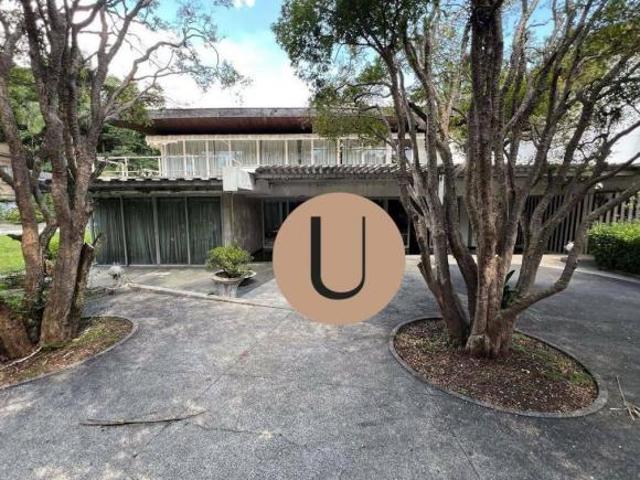 Oportunidade Exclusiva no Jardim América Terreno totalmente plano, com 2.602,00 m² e uma testada de