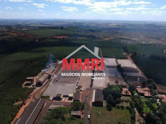 OPORTUNIDADE: Fazenda de alto padrão à venda no sul de Minas: 1.333 ha, exportadora de café!