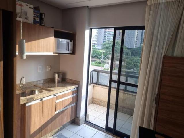 OPORTUNIDADE. FLAT MOBILIADO COM SACADA DE FRENTE À PRAÇA DO SOL Flat com 1 Quarto s por R$ 240000