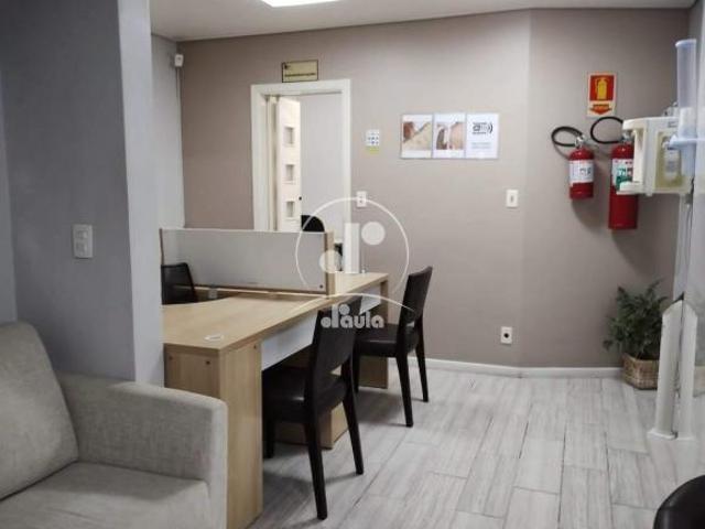 Oportunidade! Imóvel totalmente adaptado para clinica porteira fechada
