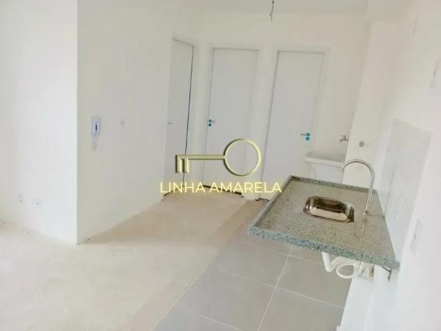 Oportunidade Imperdível! Apartamento de 37m² com 2 Quartos e Varanda e Excelente Localização