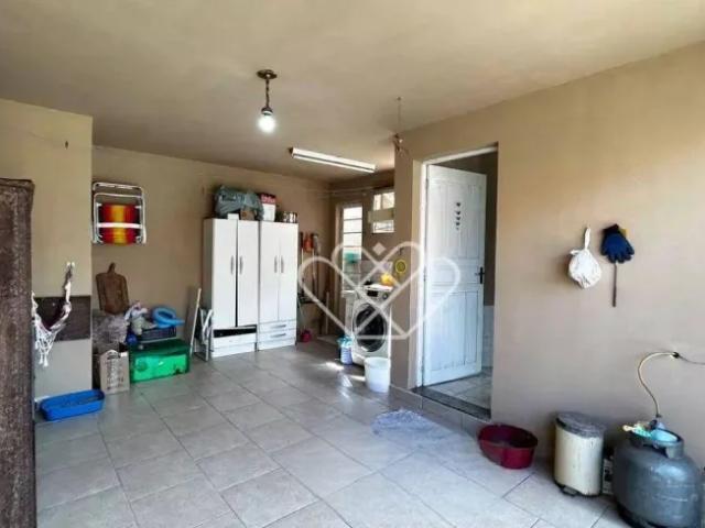 Casa 2 Dormitórios com Amplo Quintal – Venda e Locação