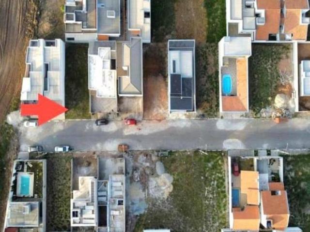 Oportunidade Imperdível: Terreno de 176m² no Loteamento Flamboyant, Ideal para Construção e Investim